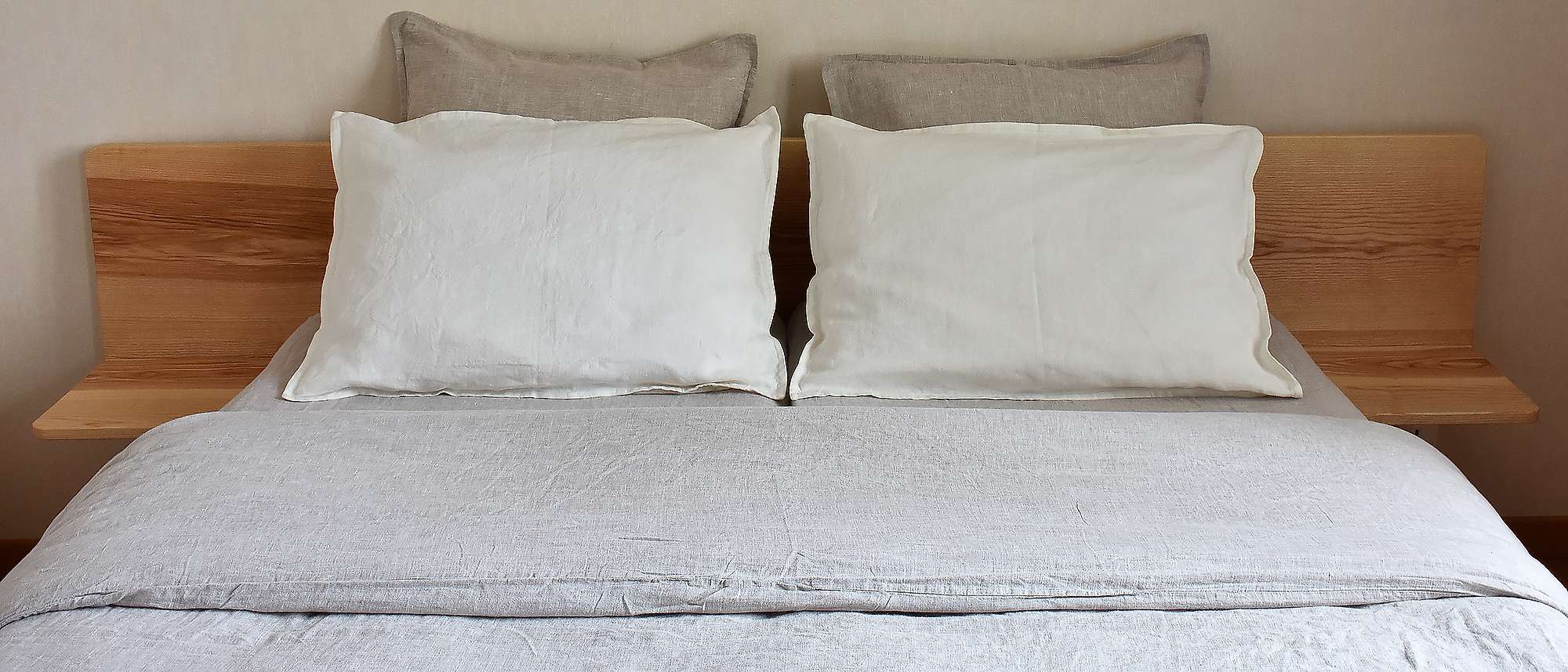 Luxurious bed linen in organic percale cotton or sensual linen | Revolana